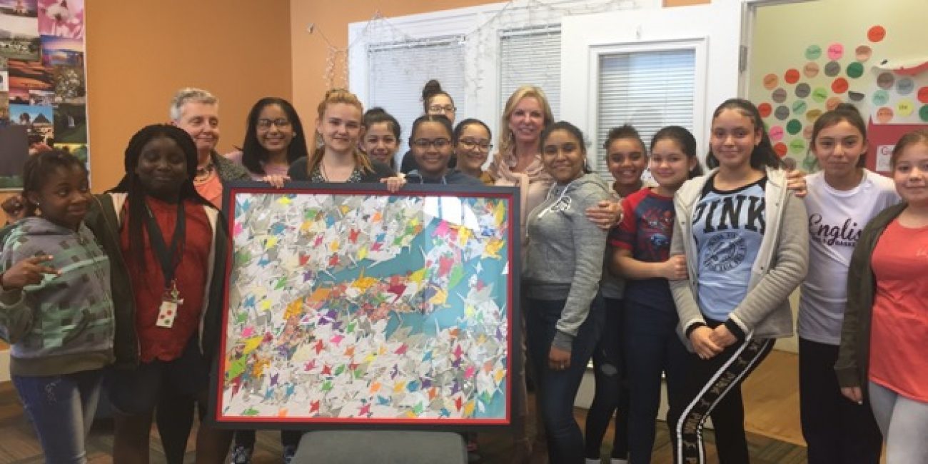 Nahant artist lends a hand with Girls Inc. project - Itemlive : Itemlive