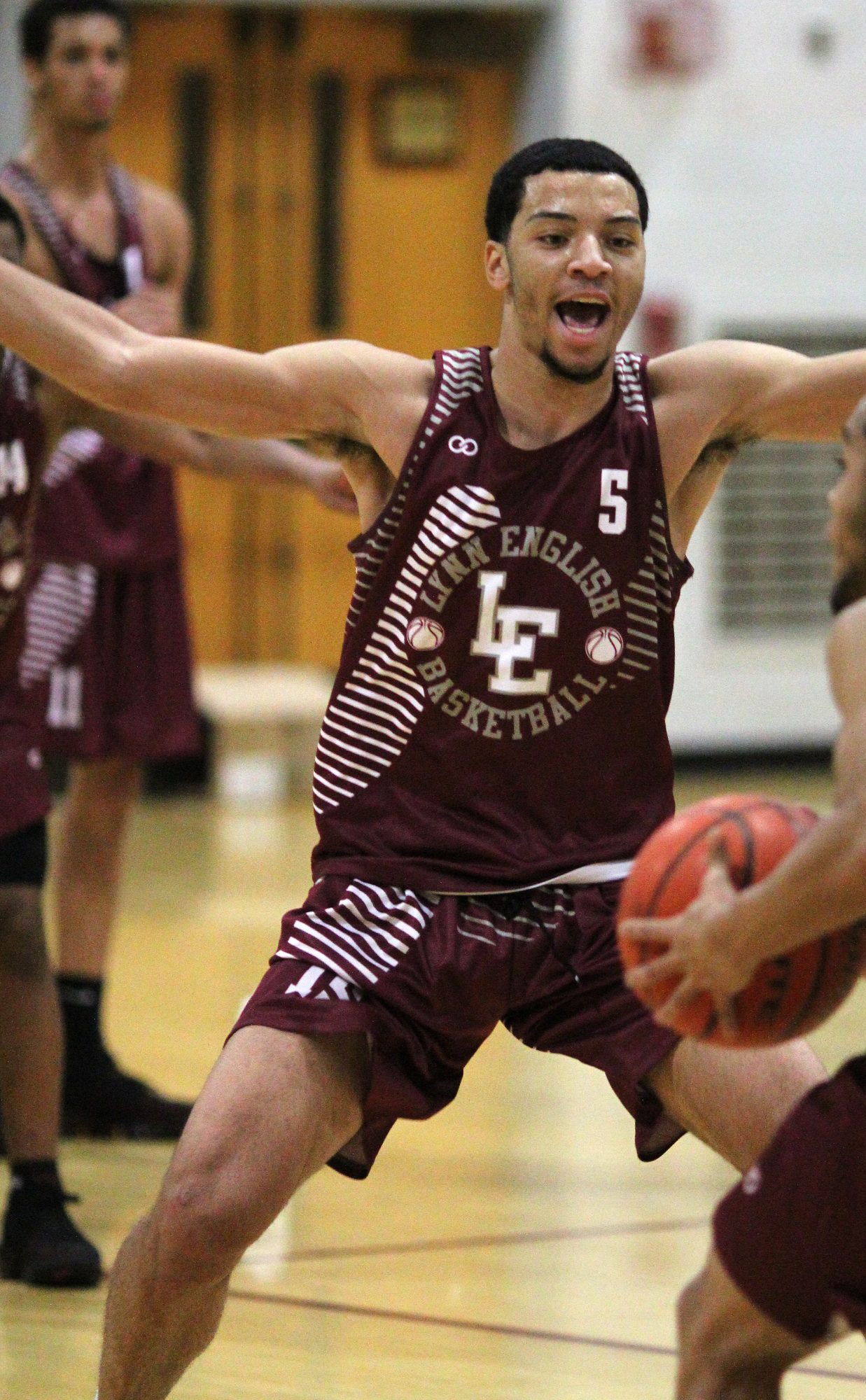 English boys basketball returns a talented group this winter - Itemlive