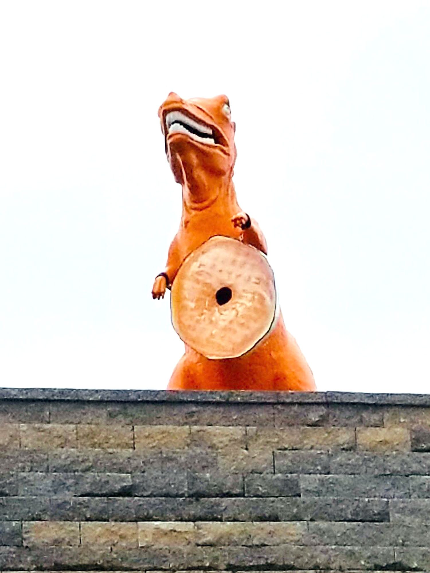 Saugus says no go for donut addition to iconic Route 1 dinosaur - Itemlive