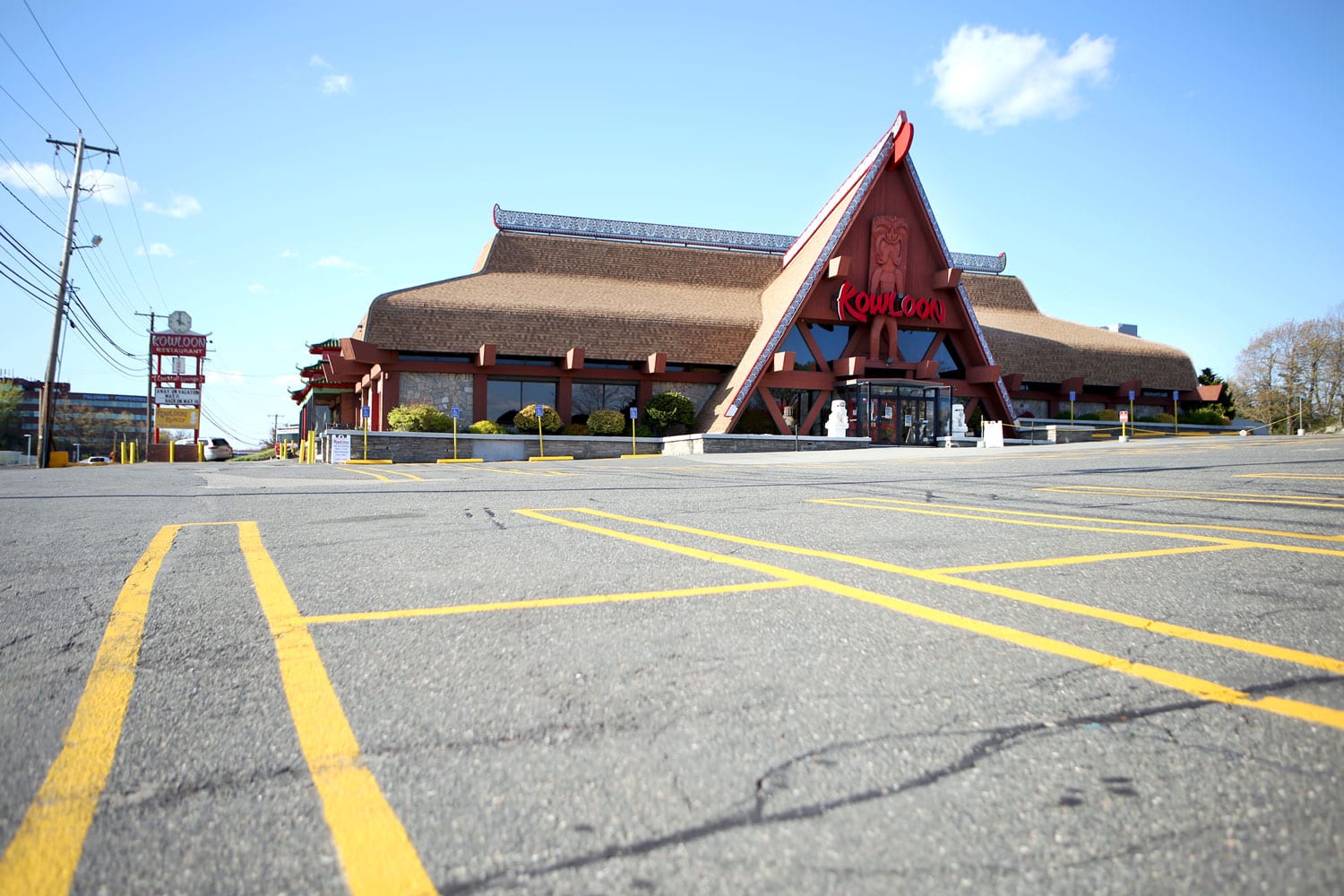 In Saugus, Kowloon goes back to the future with drive-in - Itemlive