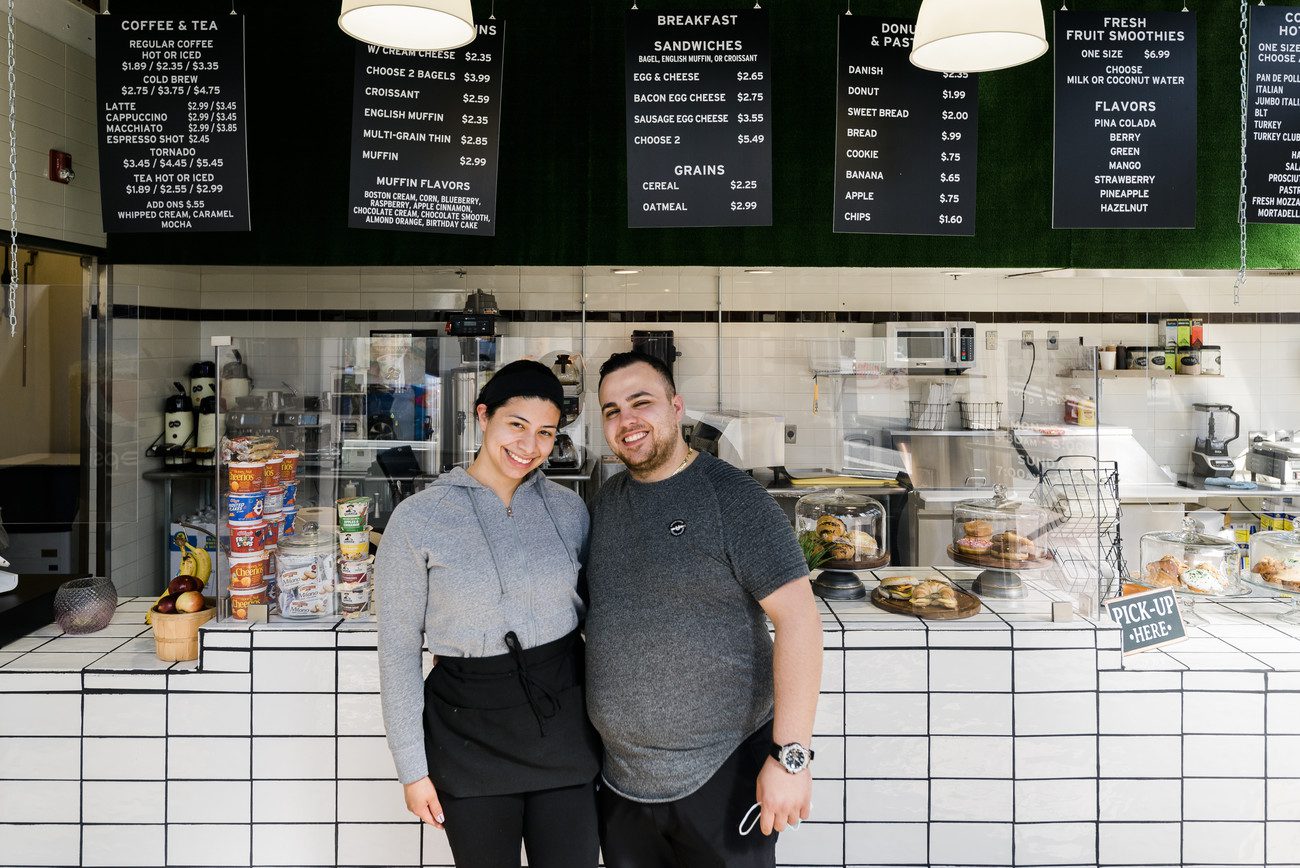 Union Cafe celebrates one-year anniversary in Lynn - Itemlive