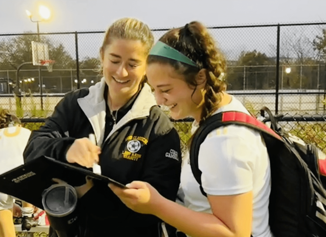 1st year coach, 15-win season - Itemlive